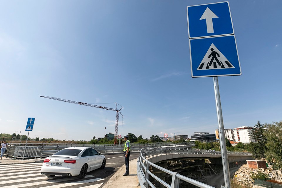 Prishtina Online - Lëshohet për qarkullim ura perëndimore te ...